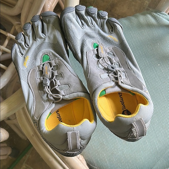 Vibram | Shoes | Vibram Fivefingers Gray With Yellow And Green Accents ...